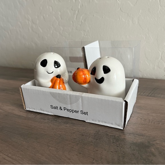 Holiday Home Goods Tjmaxx Halloween Ghost With Pumpkins Ceramic Salt